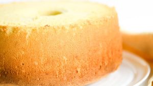 The Best Mary Berry Lemon Sponge Cake Recipe