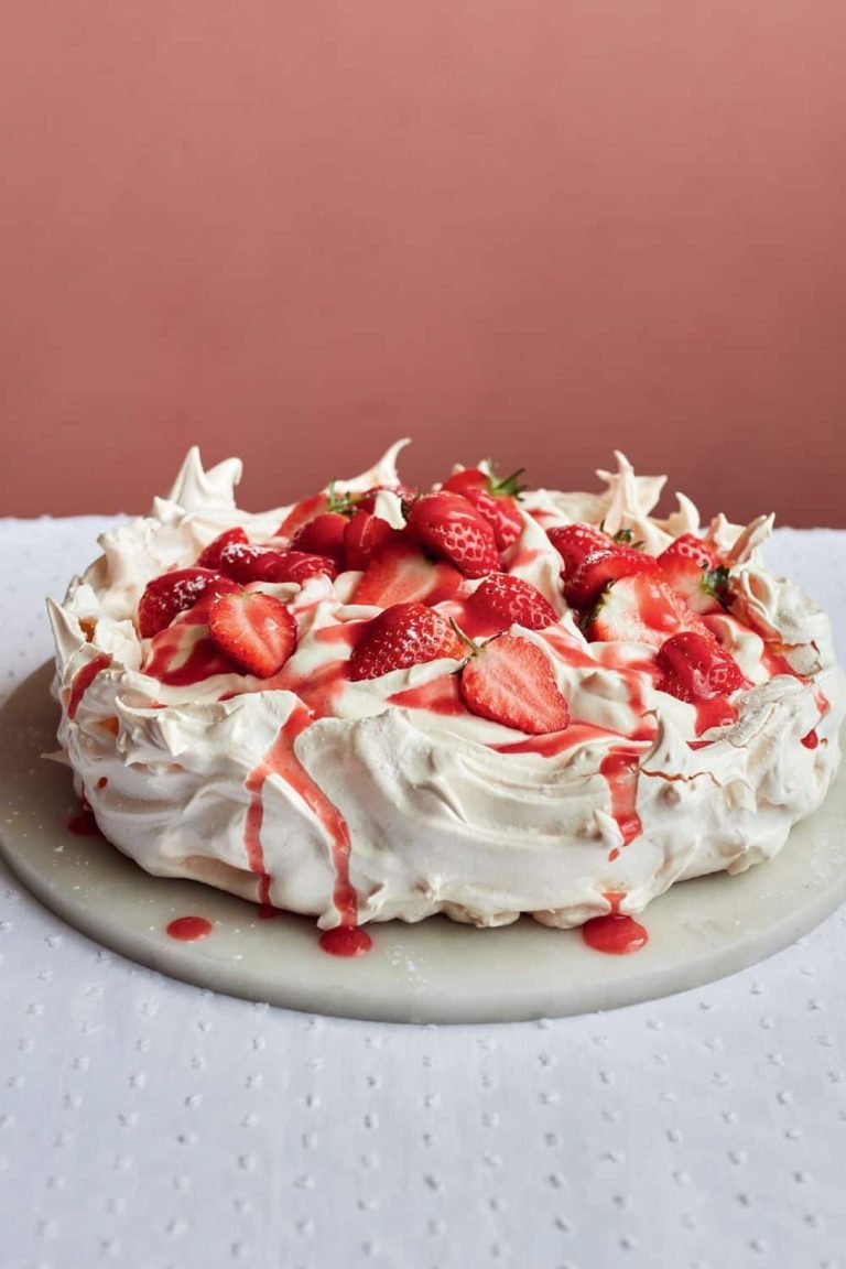 Easy Mary Berry Strawberry Pavlova Recipe